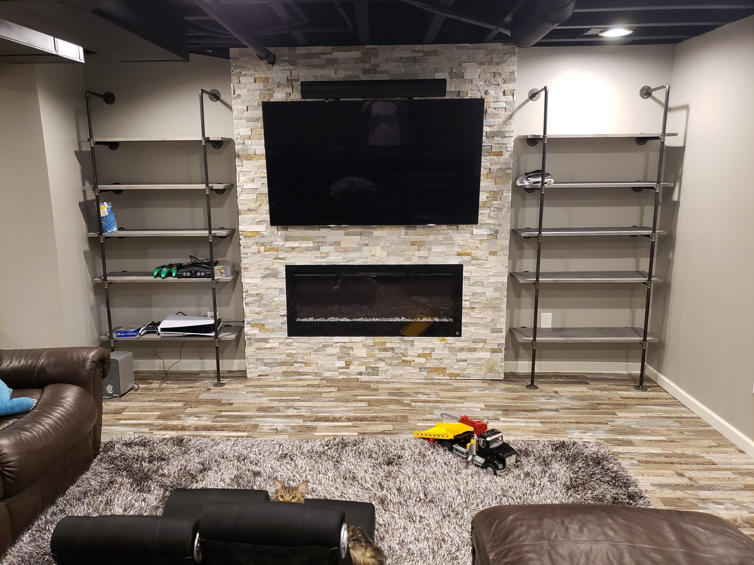 DIY Industrial Pipe Shelving - Bench & Build